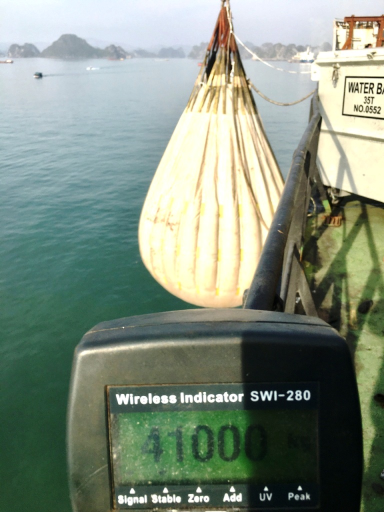 LIFTING GEAR LOAD TEST ON SHIP IN VIETNAM