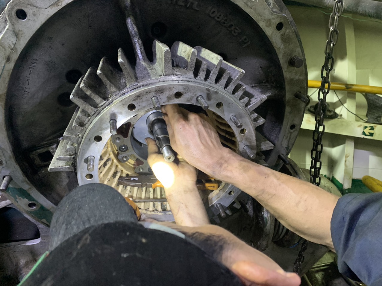 TURBOCHARGER OVERHAUL IN VIETNAM - Vietnamshiprepair.net